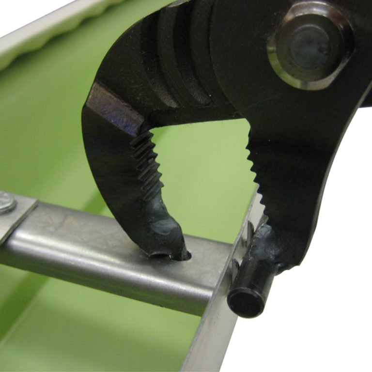 The Vampire™ T-Bar 5" Gutter Hanger